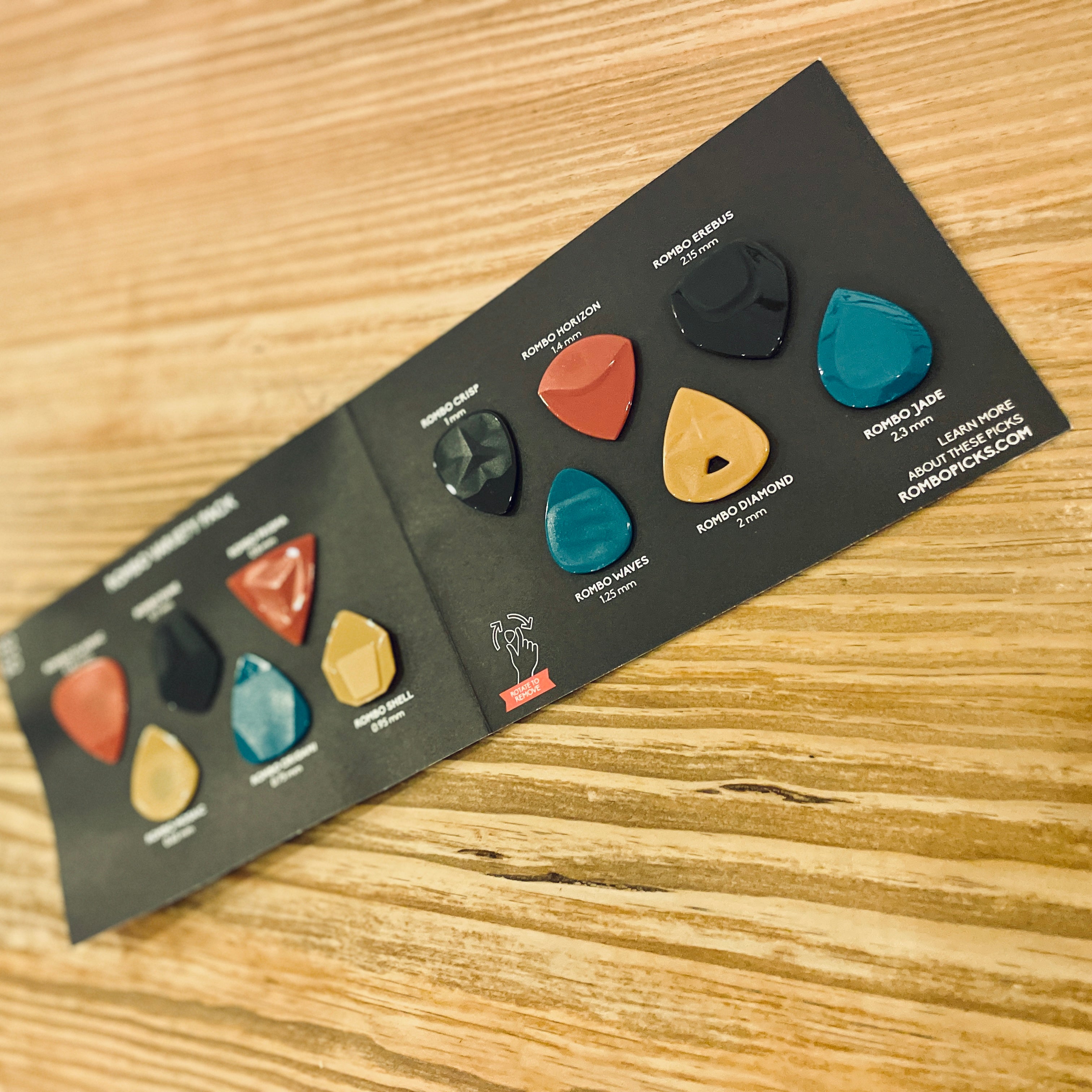 How to choose right guitar pick? | String Taste