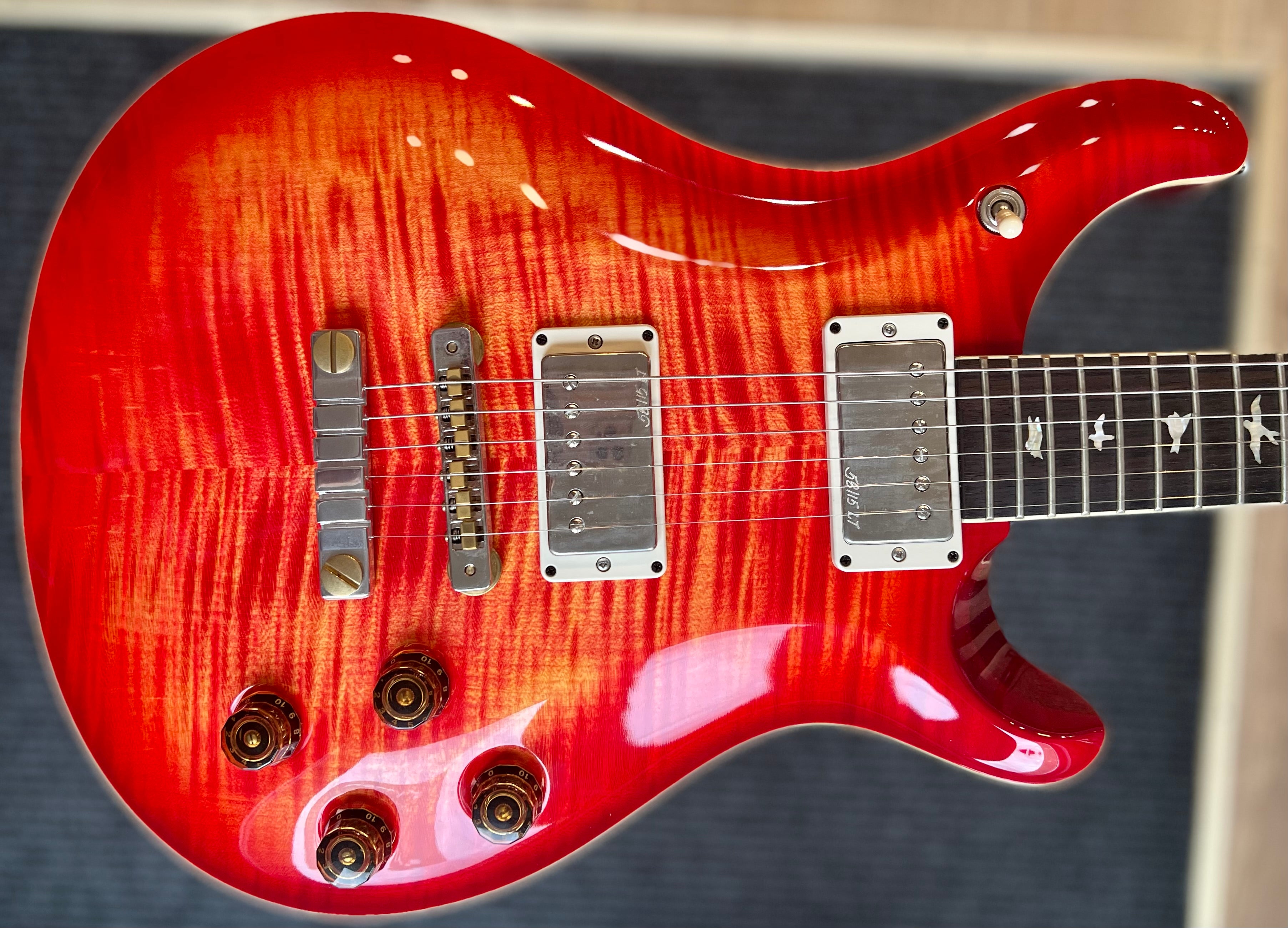 Co wyróżnia butikowe marki gitarowe? – String Taste