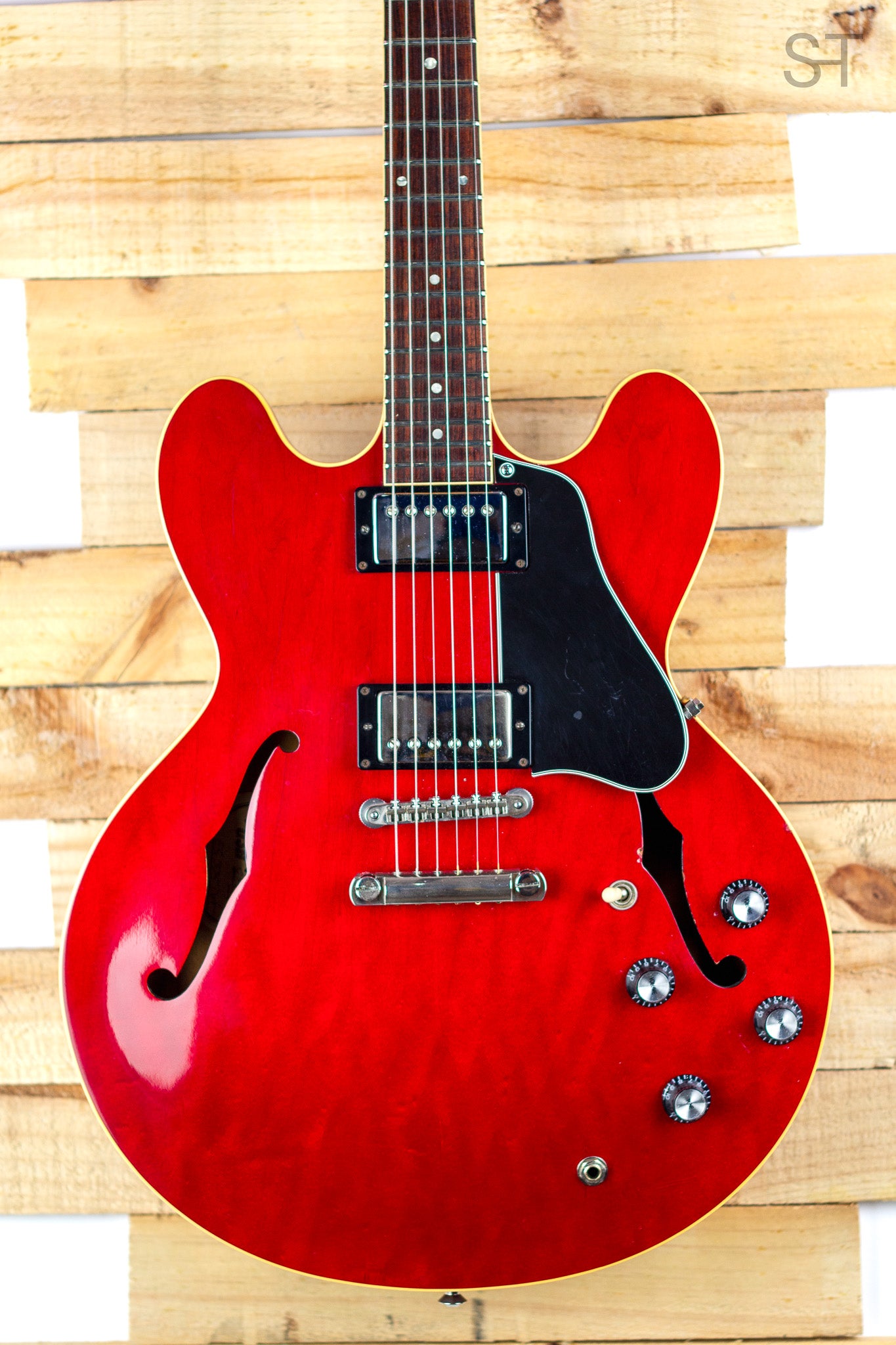 Gibson ES-335 Cherry Red 1989 – String Taste